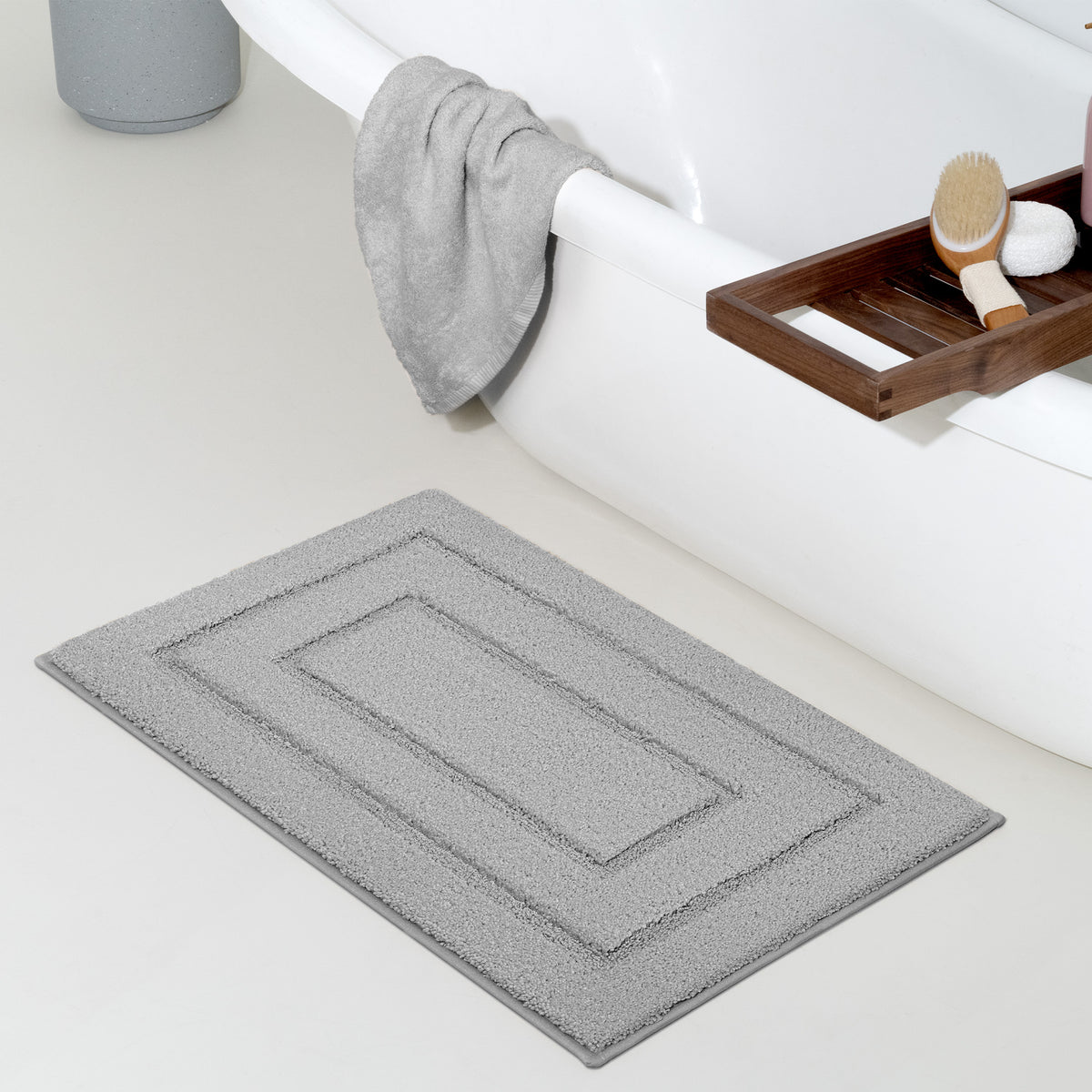 Gray Bathroom Rugs & Bath Mats – Non-Slip, Soft & Washable – GRANNY SAYS